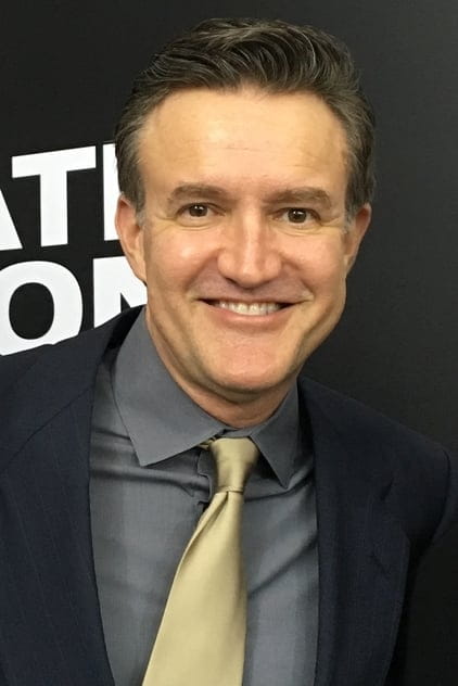 RED (2010) – watch online in high quality on Sweet TV